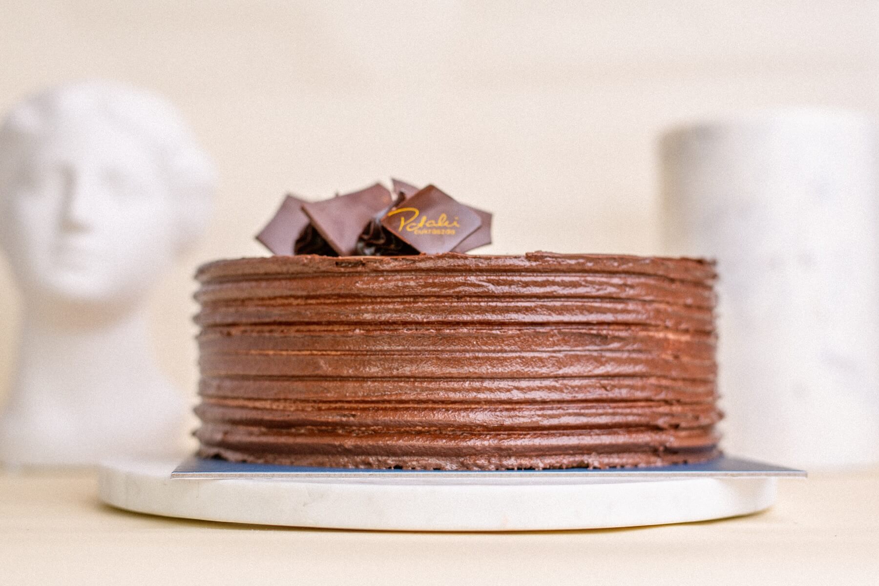 Belga Csokoládé Torta 16 Szeletes | Pataki Cukrászda
